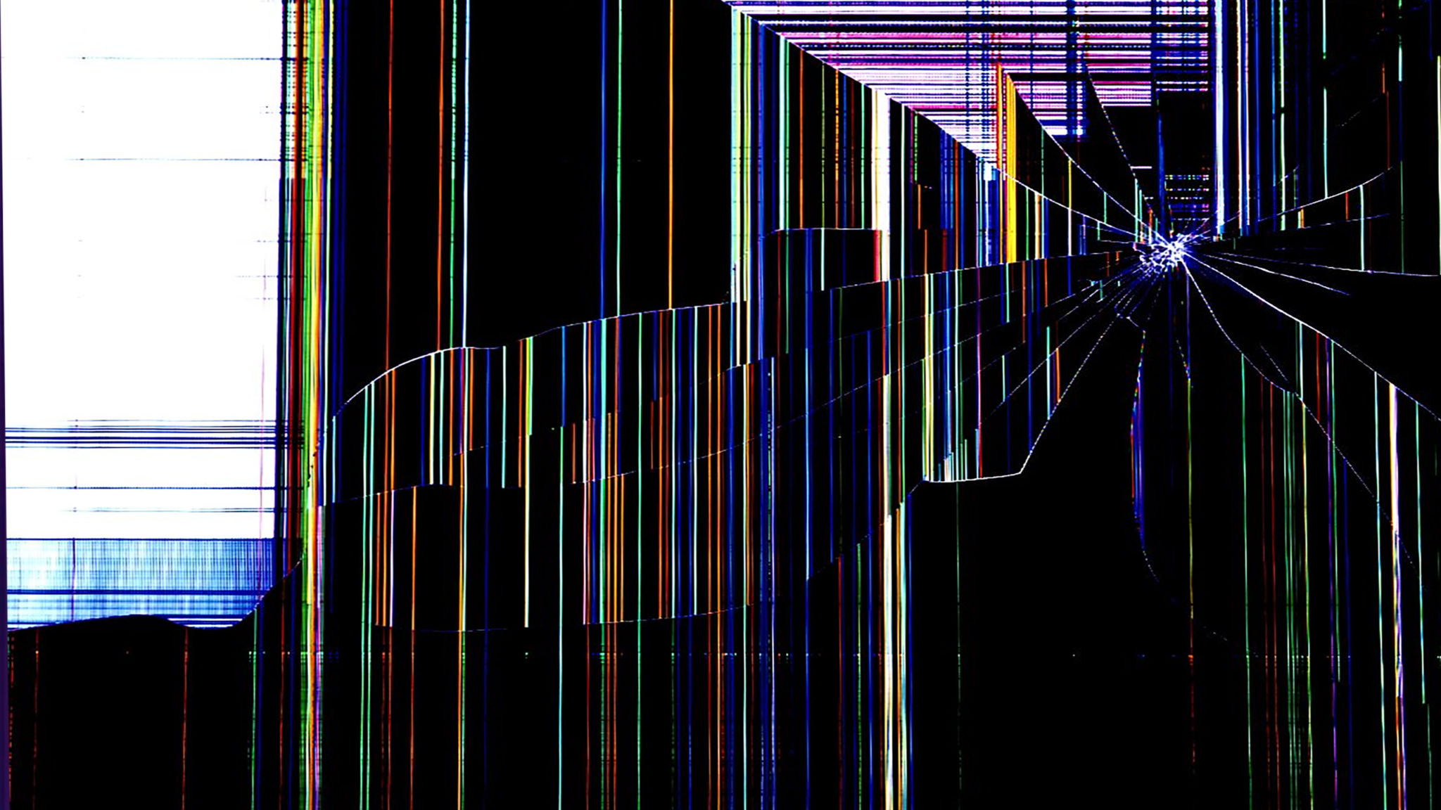 11 Cracked & Broken Screen Wallpapers Prank For Laptops & TVs
